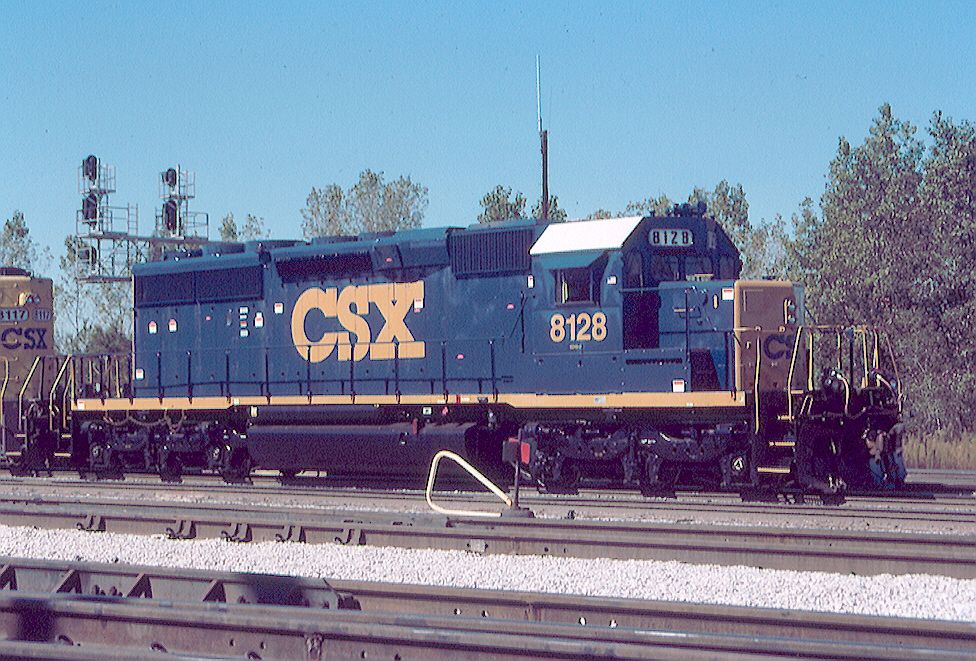 CSX SD-40-2 8128